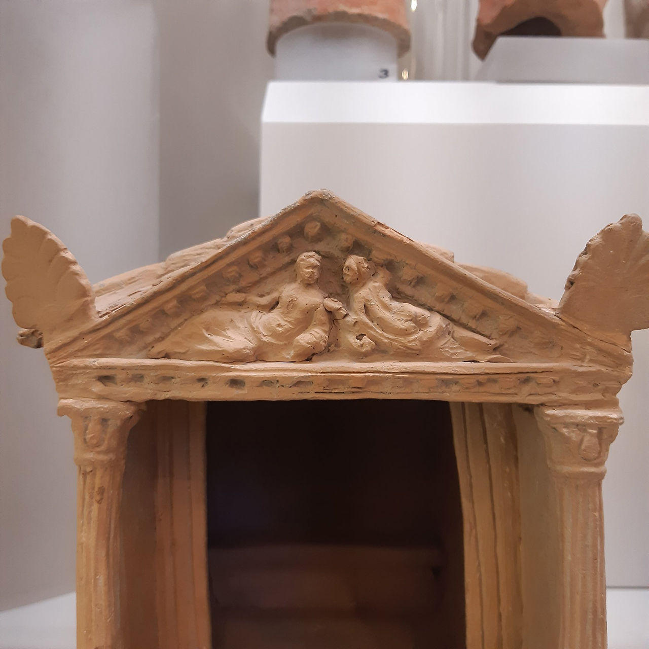 Febbraio e il dio Fufluns